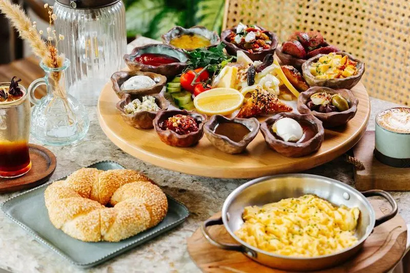 The Global Breakfast Plate: International Morning Dishes in Dubai